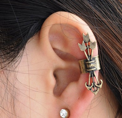 Bronze Ear Cuff on Luulla